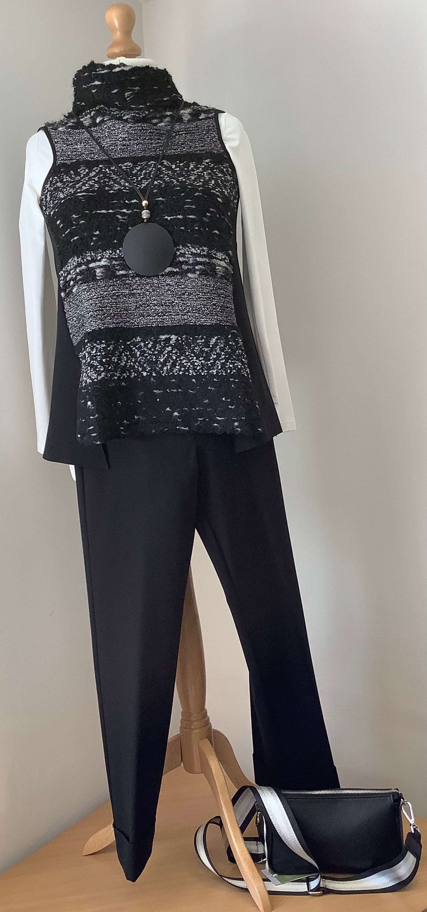 Peruzzi Classic Turnup Trousers – The Classy Cloth Boutique